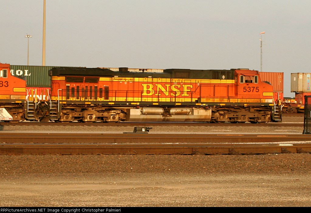 BNSF 5375